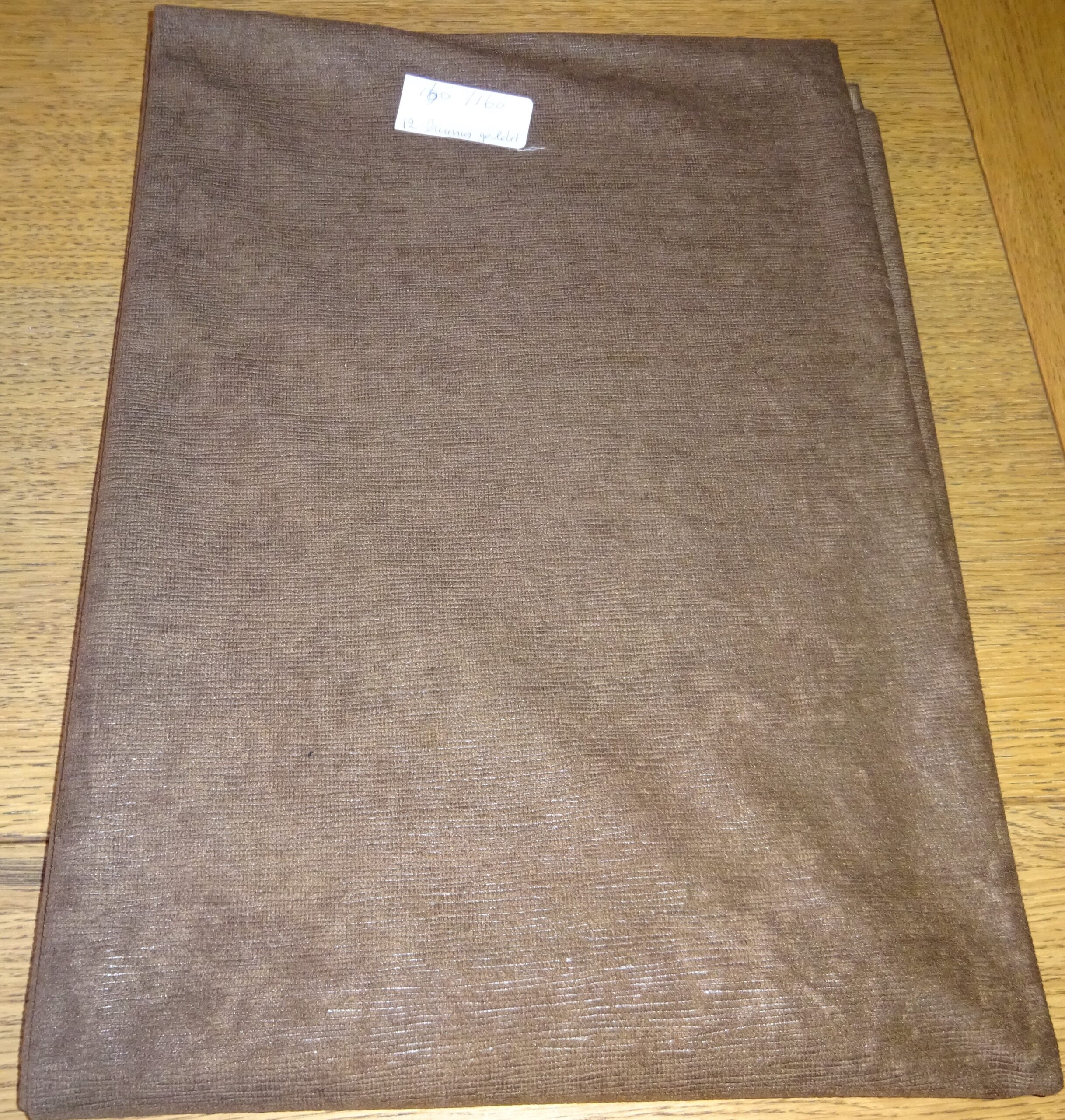 Handwerken / Naaien – Lap stof – Bruin met lichtere schakeringen erin ...