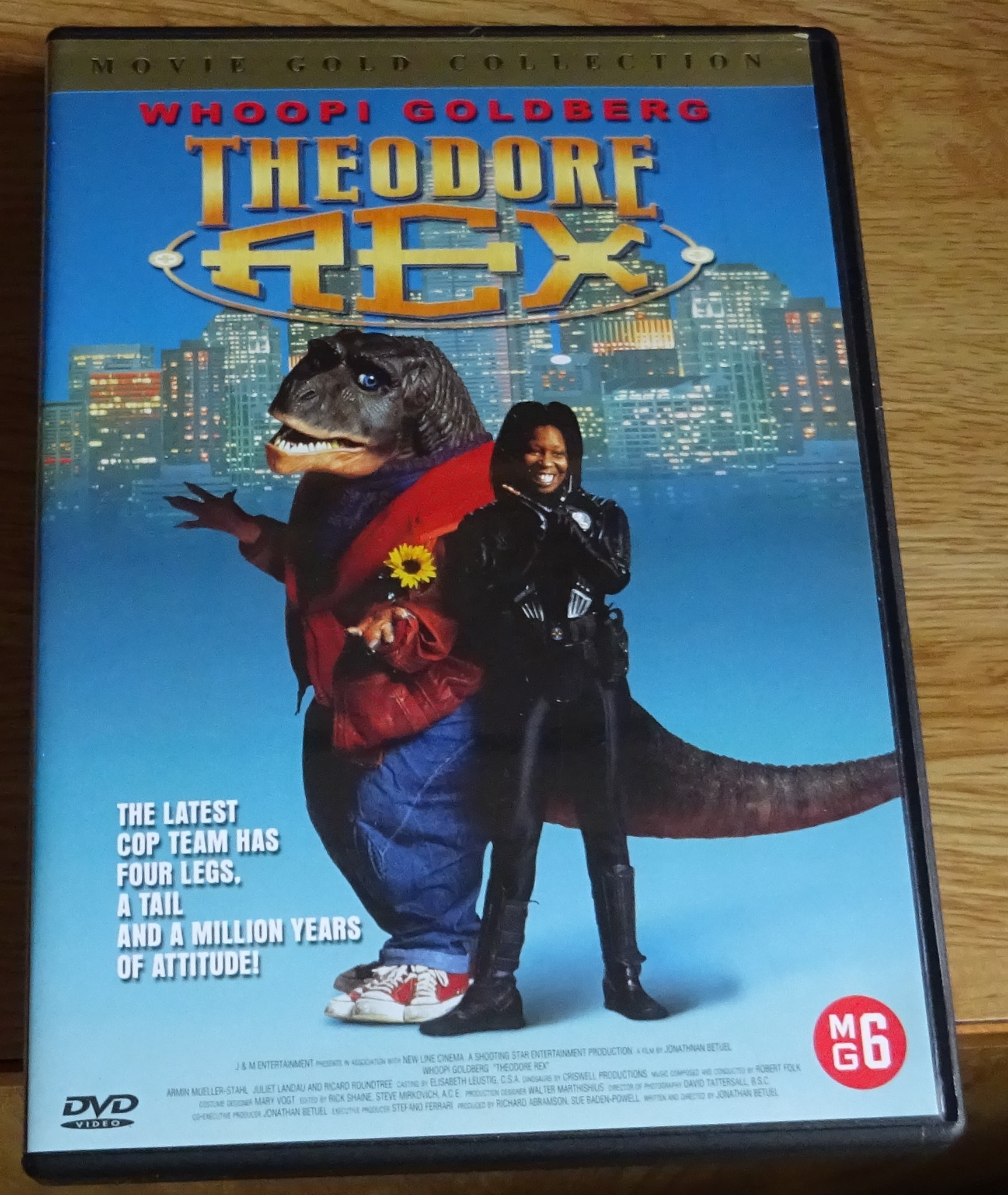 DVD – Theodore Rex – Boekenwurm